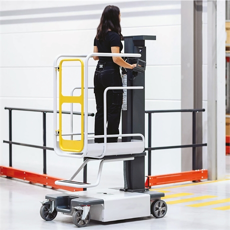 Stockman | Motorized and compact aerial work plateform with vertical ...